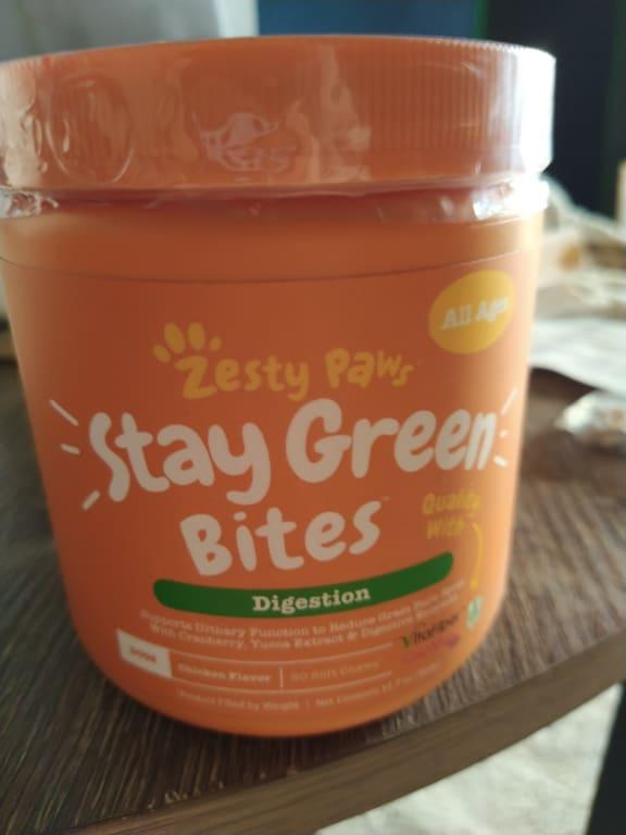 Zesty Paws Stay Green Chicken Bites for Dogs & Lawn Care