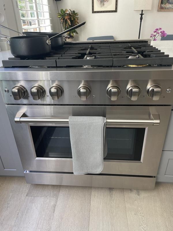 ZLINE KITCHEN & BATH Paramount 48-in 8 burners 4.2-cu ft / 2.5-cu ft ...