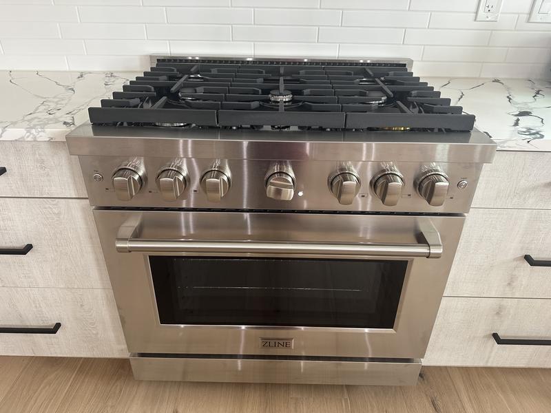 ZLINE KITCHEN & BATH Paramount 48-in 8 burners 4.2-cu ft / 2.5-cu ft ...