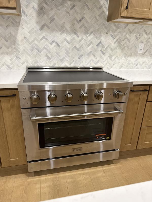 ZLINE KITCHEN & BATH Paramount 30-in 4 burners 4.2-cu ft , Convection ...