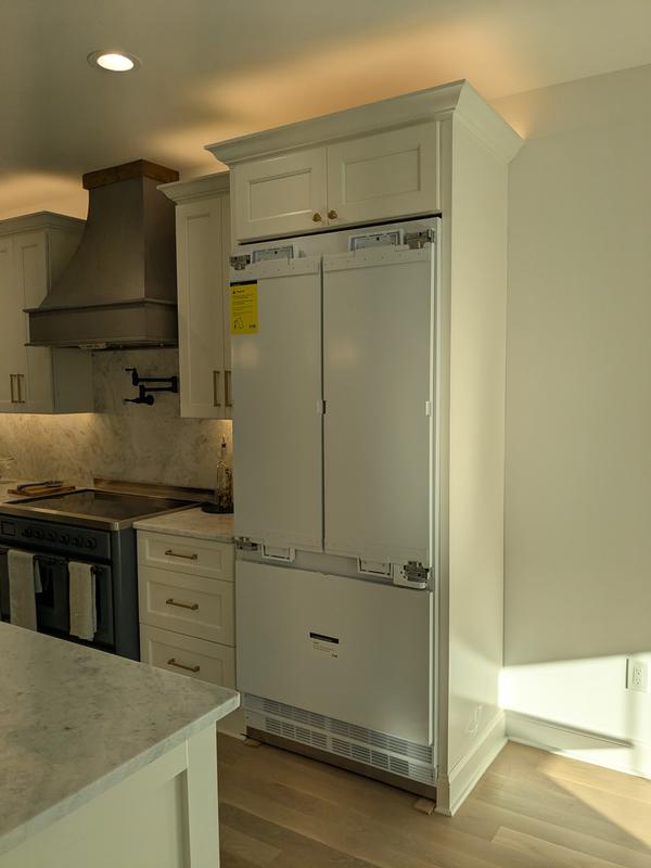 ZLINE KITCHEN & BATH 16.1-cu ft Counter-Depth 30-in Wide Built-In ...