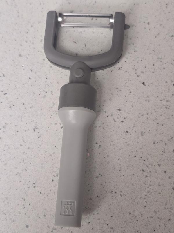 Zwilling ZCut 2 in 1 Peeler in the Kitchen Tools department at Lowes.com